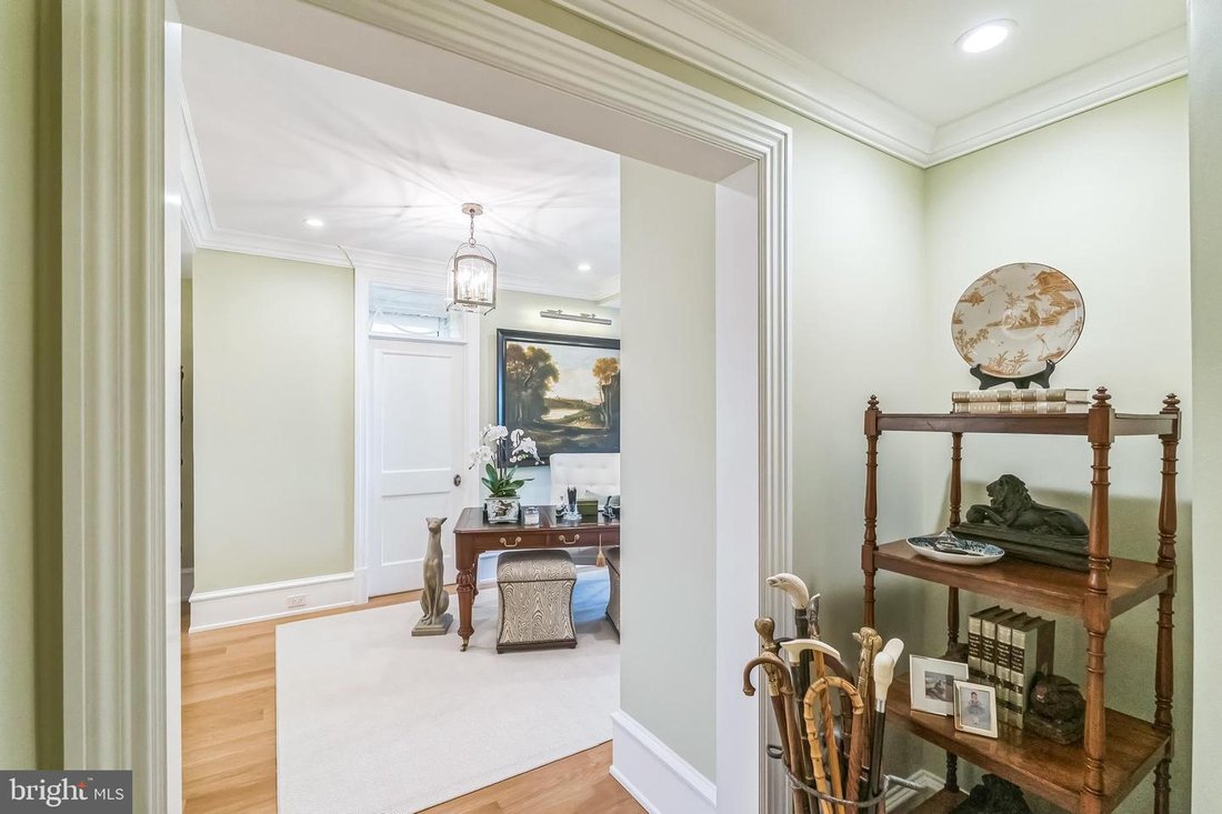 Extraordinary 8th Floor Unit At In Philadelphia, Pennsylvania, United ...
