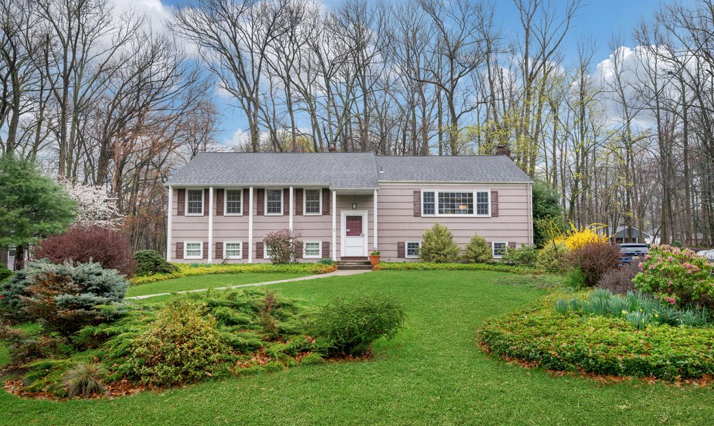 1832 Rangewood Court In Plainfield, New Jersey, United States For Sale ...