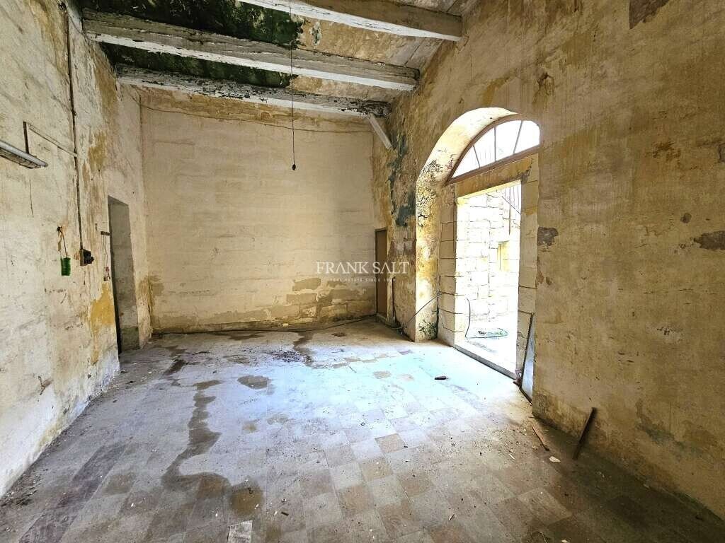 Qormi, Unconverted House Of Character In Qormi, Malta For Sale (15475329)
