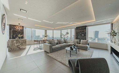Luxury homes for sale in Japan | JamesEdition