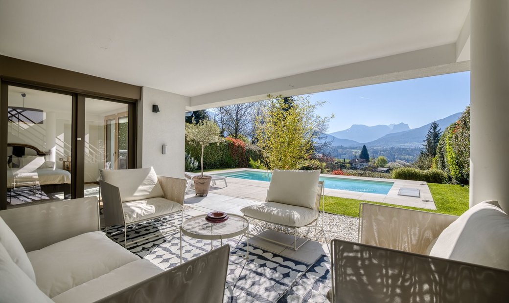 Argonay Vue Montagnes Dans Argonay, Auvergne Rhône Alpes, France à ...