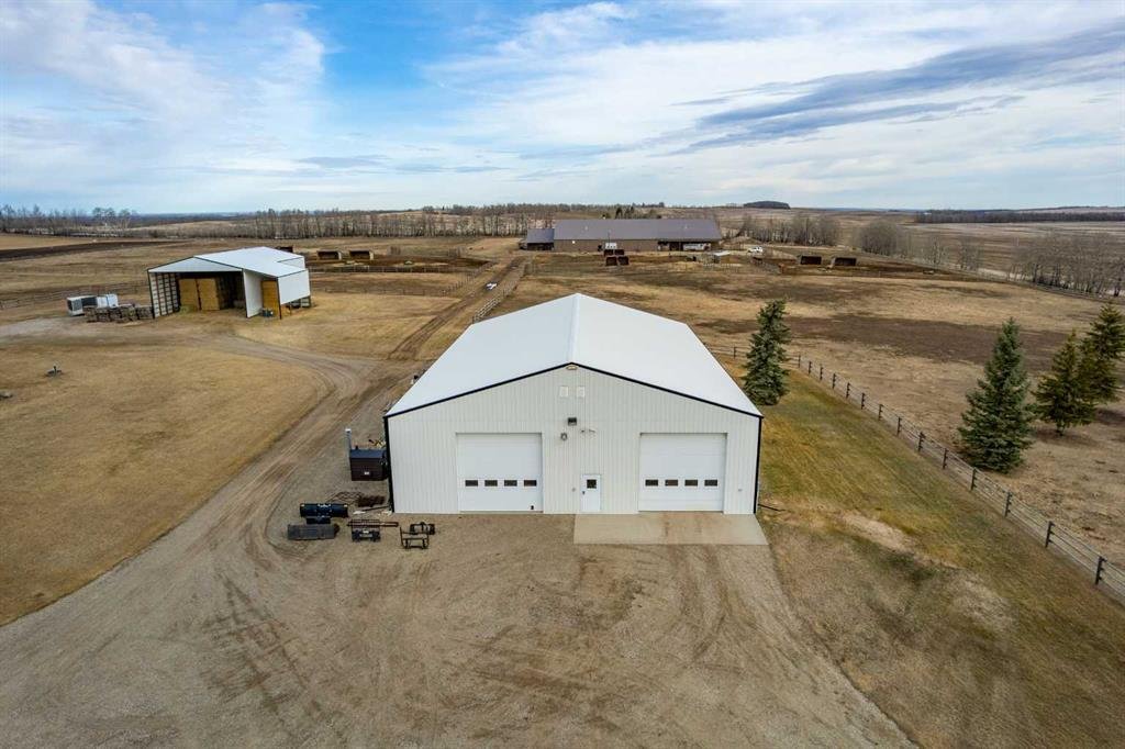 Immaculate 153 Acre Property In Bowden, Alberta, Canada For Sale (15478352)