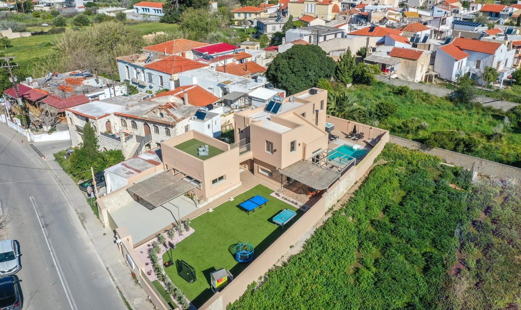 Elegant Villa With In Rethimno, Decentralized Administration Of Crete ...