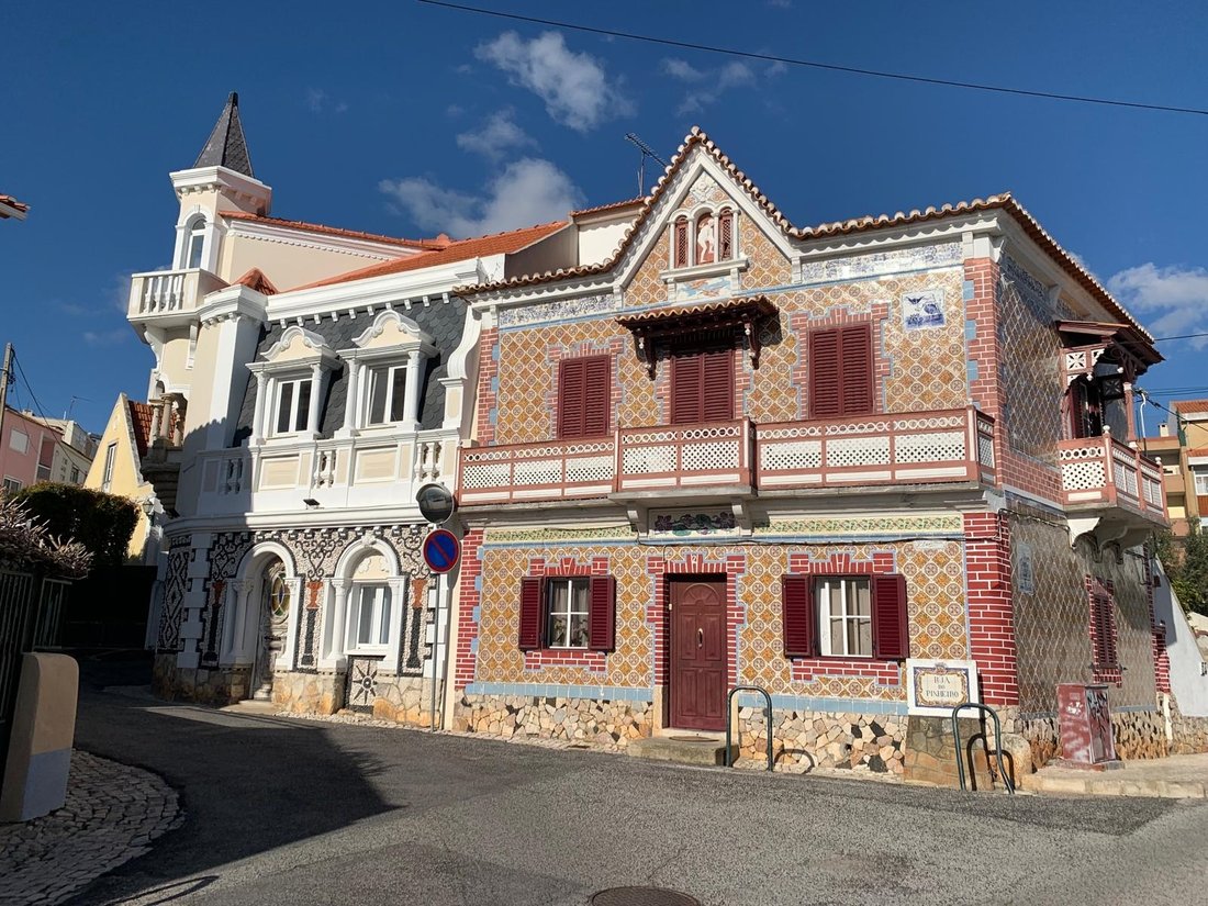 Chalet Maria José In Parede, Cascais. In Parede, Lisbon, Portugal For ...