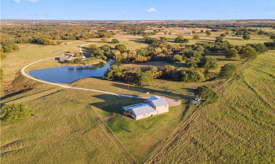 3 Bedrooms Single Family Detached In Chilton, Texas, United States For ...