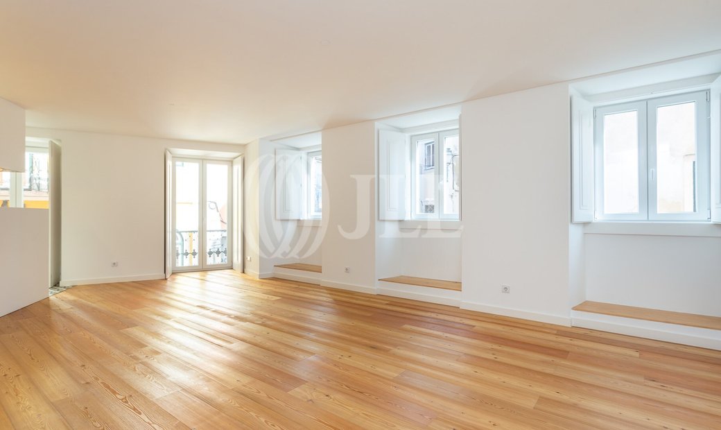 2 Bedroom Apartment, Martim Moniz, Lisbon In Lisboa, Lisbon, Portugal ...
