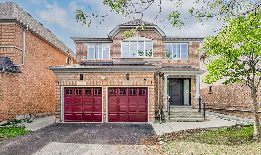 Churchill Meadows In Mississauga, Ontario, Canada For Sale (15486928)
