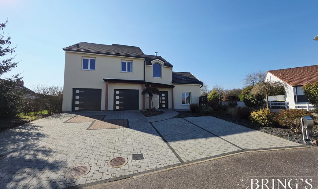 Cuvry Villa In Cuvry, Grand Est, France For Sale (15441468)