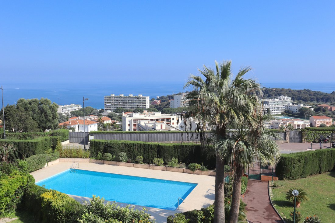 2 Room Apartment In Roquebrune Cap Martin, Provence Alpes Côte D'azur ...