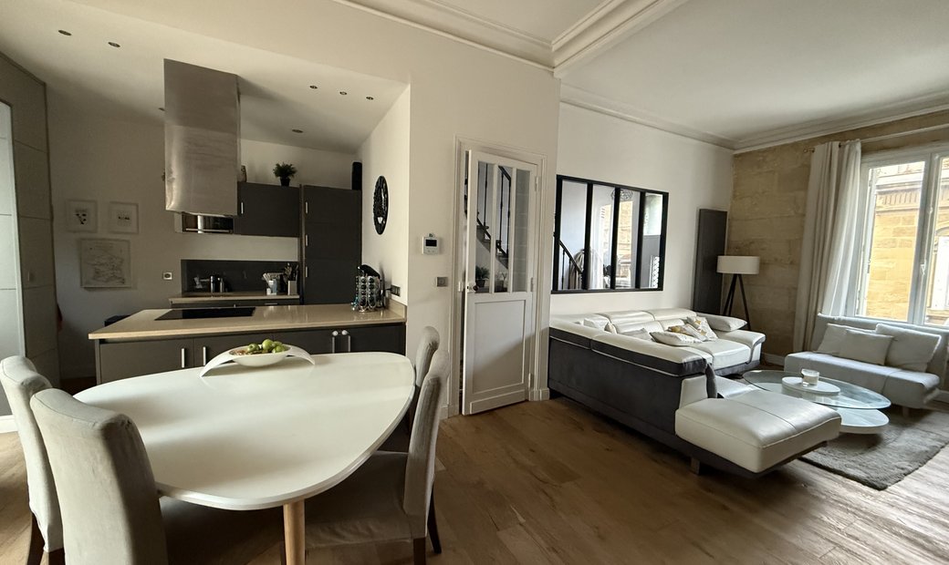 Bordeaux Pellegrin: Beautiful Stone In Bordeaux, Nouvelle Aquitaine ...