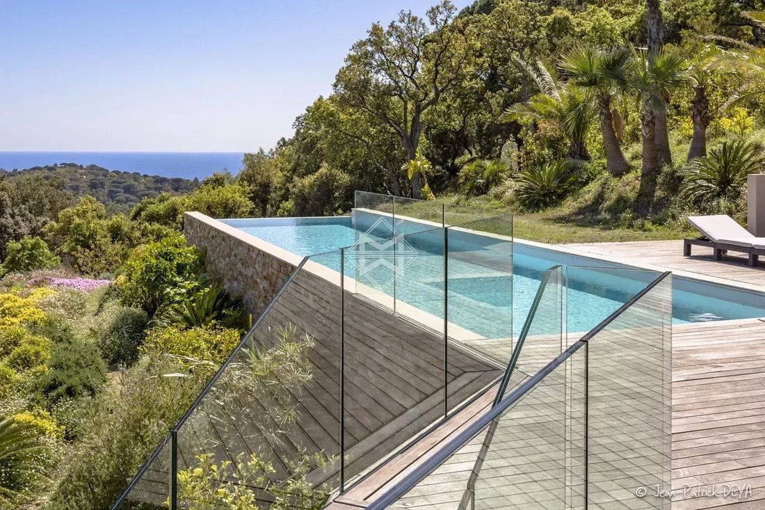 Co Exclusivity: In La Croix Valmer, Provence Alpes Côte D'azur, France ...