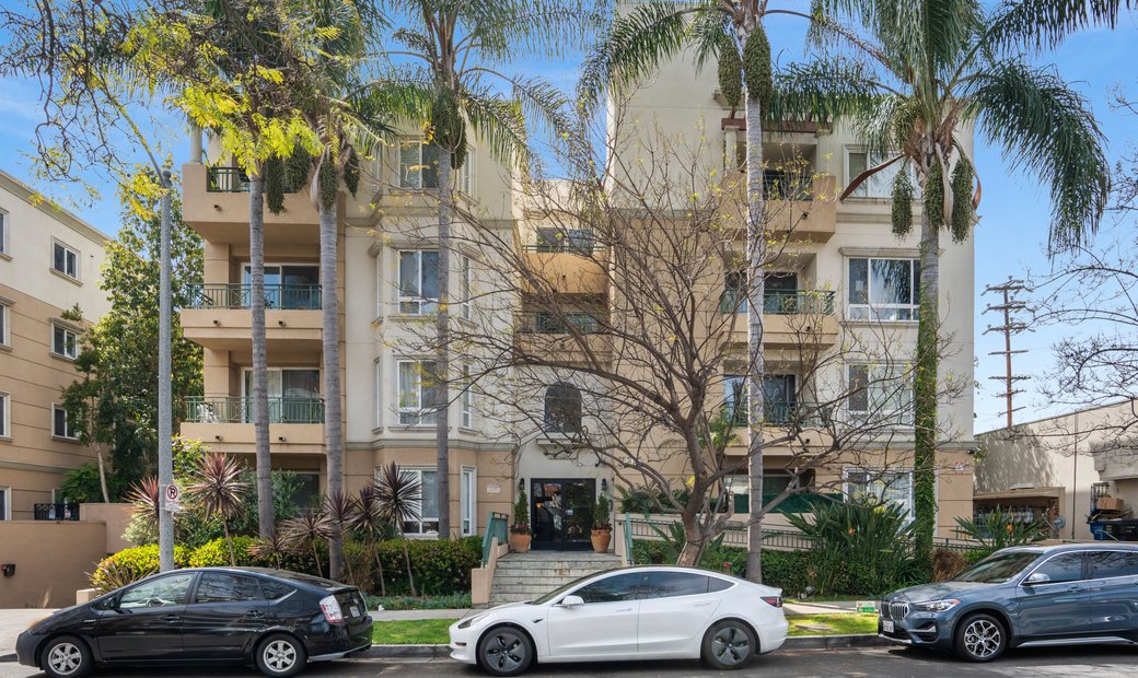305 Arnaz Drive #103, Los Angeles, In West Hollywood, California ...