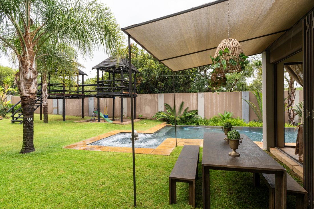 Modern Elegance On A 2.2ha Holding At In Dalmada Ah, Limpopo, South ...