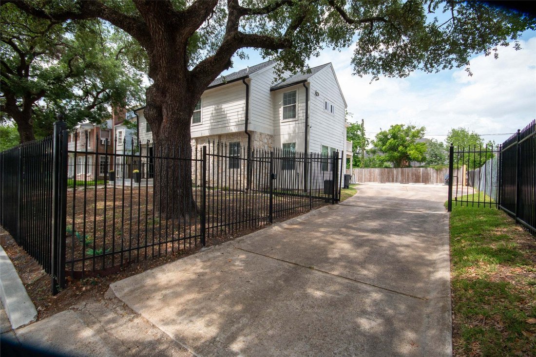 6 Bedrooms Fourplex In Houston, Texas, United States For Sale (15524193)
