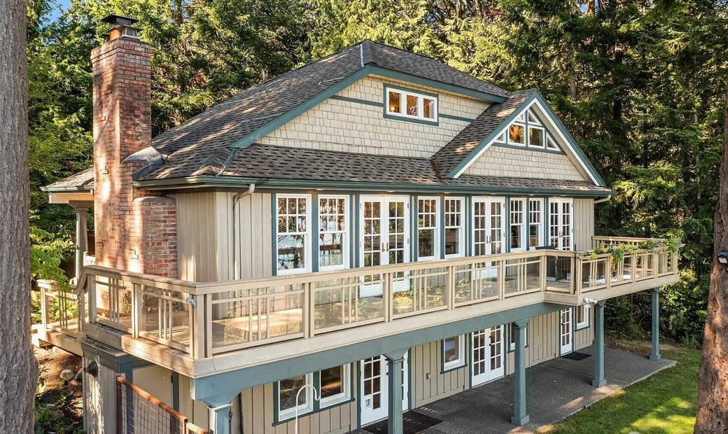 Gracious View Home On Nearly Three Acres In Vashon, Washington, United ...