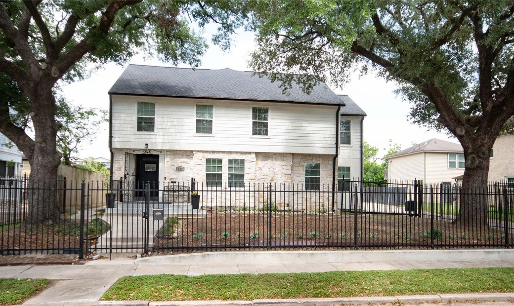 6 Bedrooms Fourplex In Houston, Texas, United States For Sale (15524193)