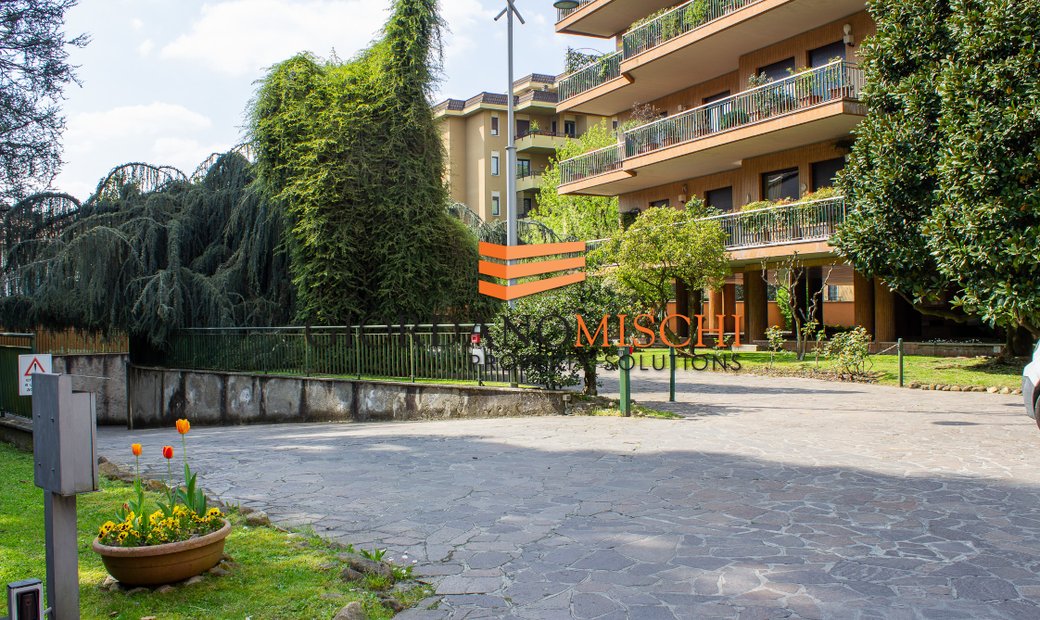 Via Villa 20 Vedano Al Lambro In Biassono, Lombardy, Italy For Sale ...