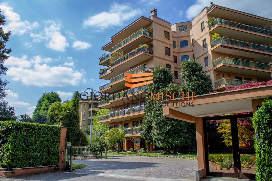 Via Villa 20 Vedano Al Lambro In Biassono, Lombardy, Italy For Sale ...