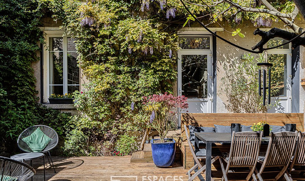 Bourgeois House And Its Intimate In Orléans, Centre Val De Loire ...