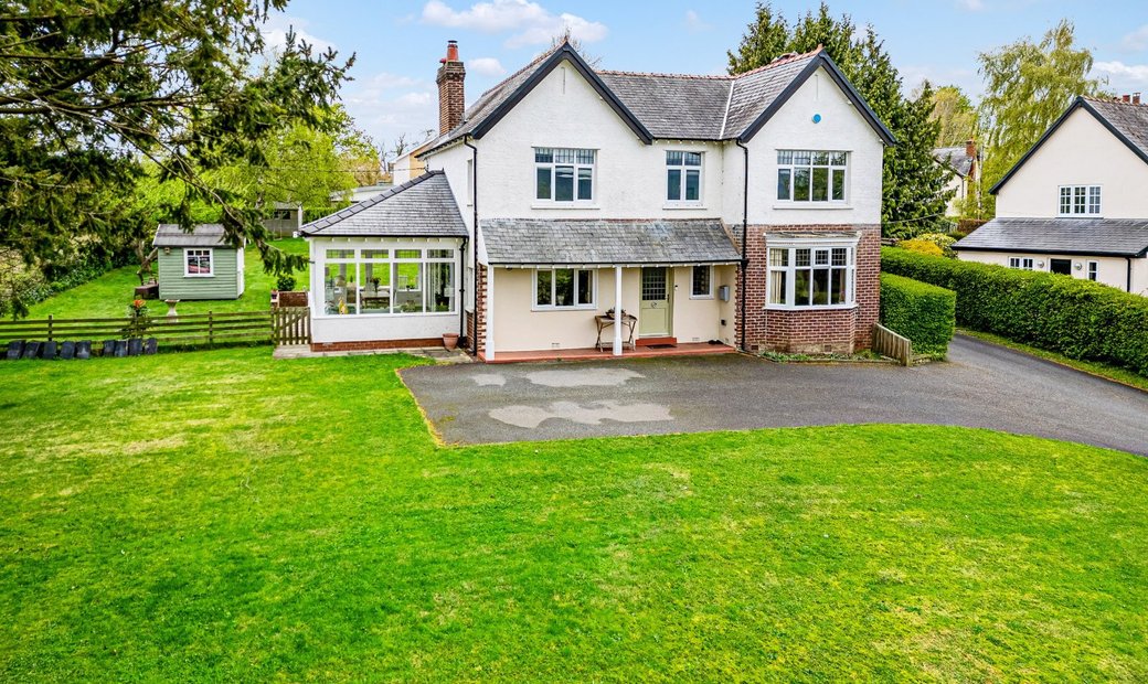 House, Llanfair Dyffryn Clwyd, In Llanfair Dyffryn Clwyd, Wales, United ...