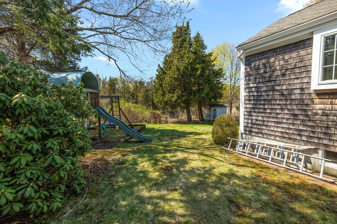 6 Riverside Drive In Kingston, Massachusetts, United States For Sale ...