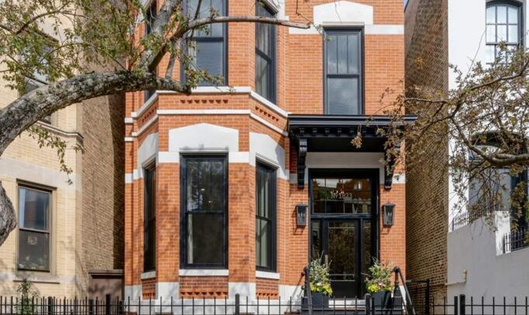 Single Family Detached Chicago United In Chicago, Illinois, United ...