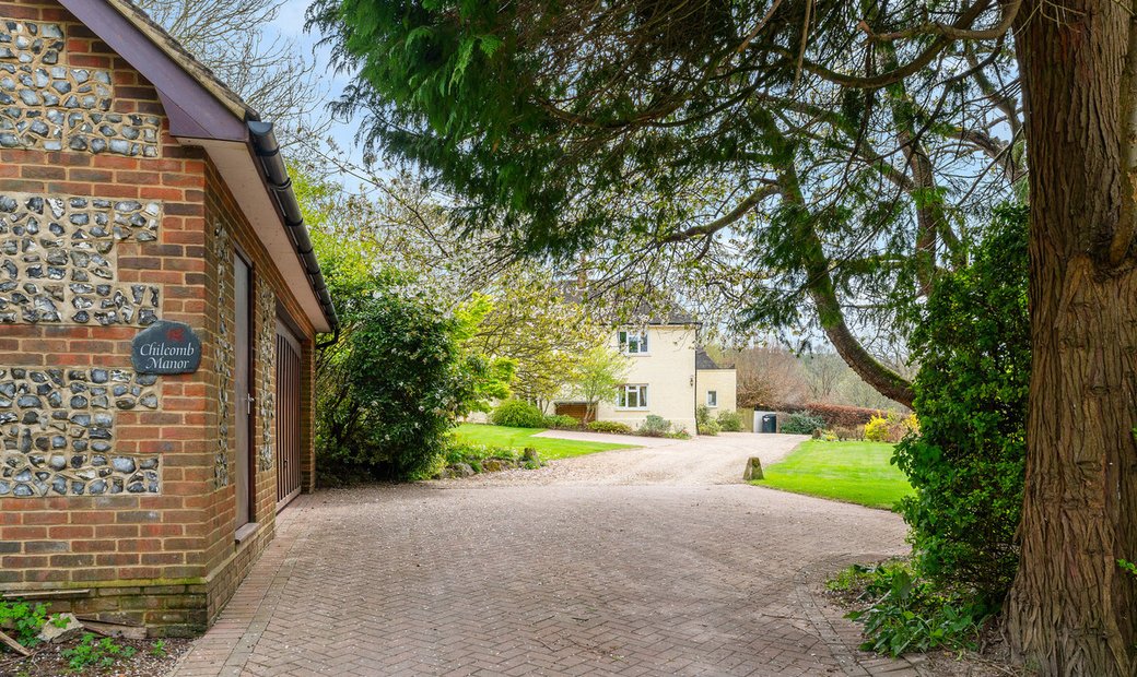 5 Bedroom Detached House For Sale In In Chilcomb, England, United ...