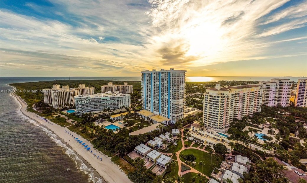 Condo Key Biscayne In Key Biscayne, Florida, United States For Rent ...