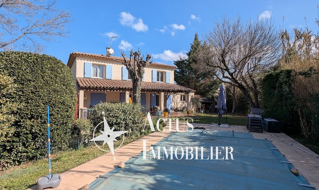 Beautiful Provençal House With In Eyguières, Provence Alpes Côte D'azur ...