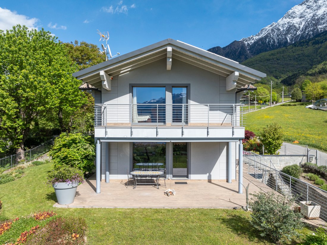 Detached Villa On Sale Colico (Lc) In Colico Piano, Lombardy, Italy For ...