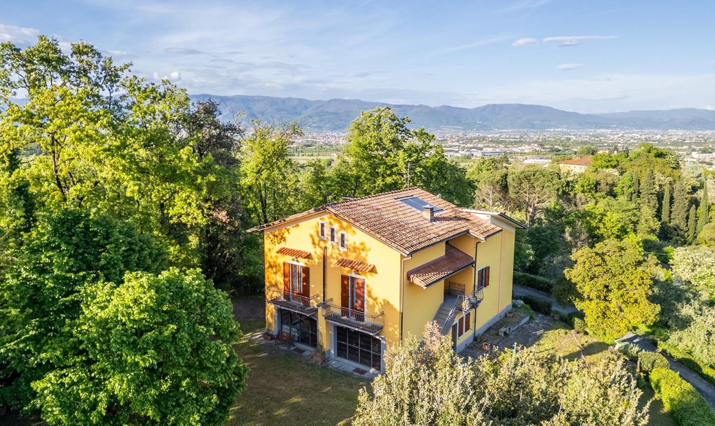 Well Maintained Villa With Fantastic In Serravalle Pistoiese, Tuscany ...