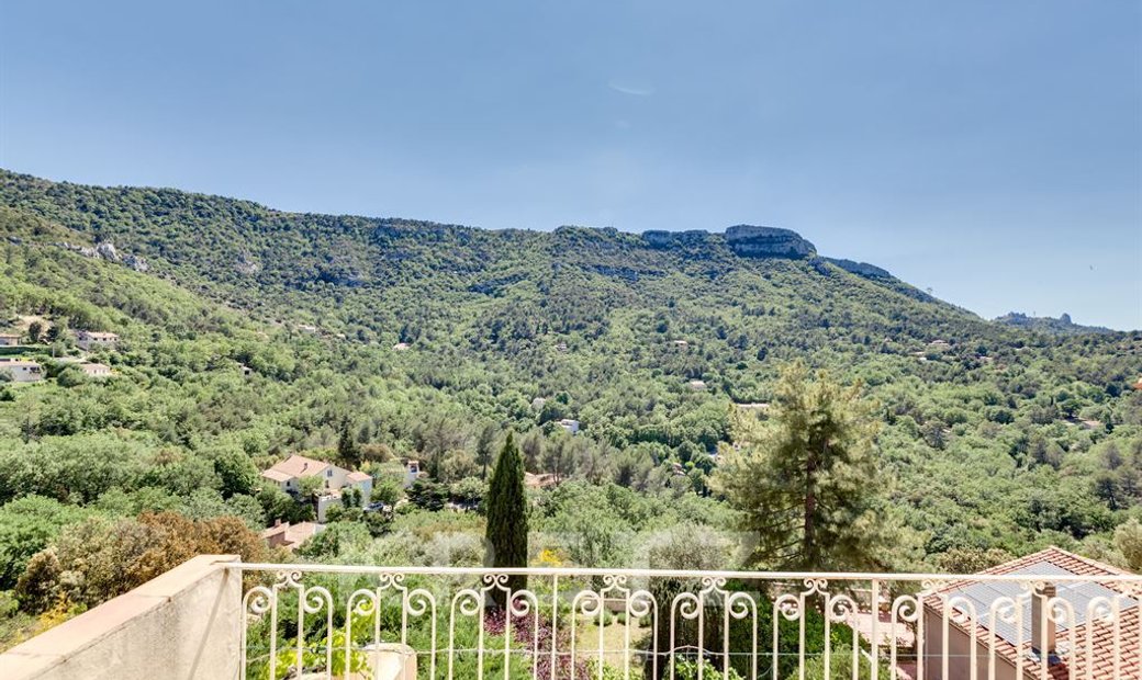 Charming Provencal House In The In Mimet, Provence Alpes Côte D'azur ...