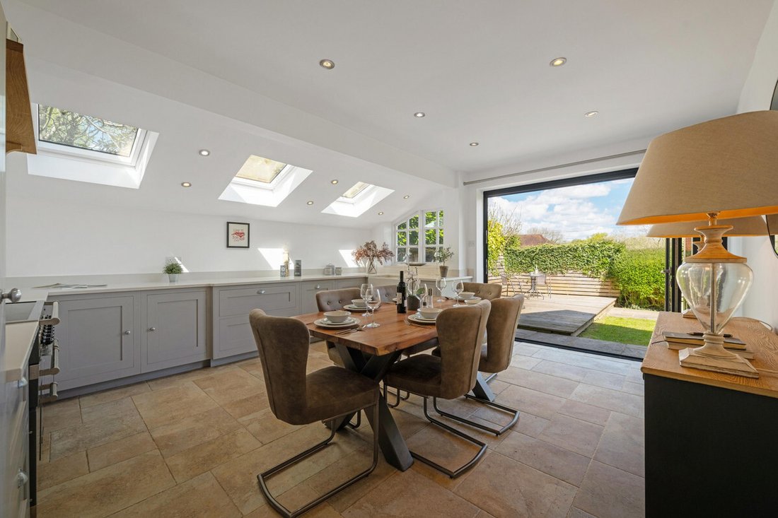 3 Bedroom Detached House For Sale In Frieth In Frieth, England, United ...