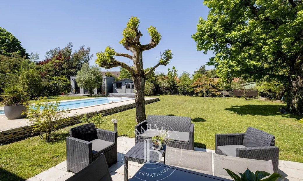 Eysines House In Eysines, Nouvelle Aquitaine, France For Sale (15553356)