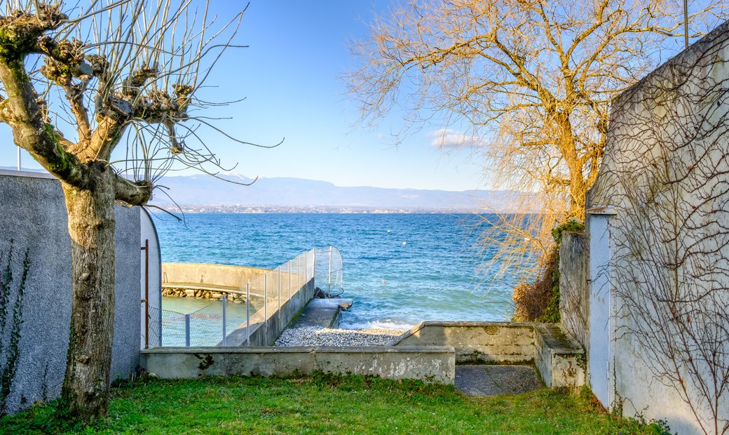 Elegant Single Level Villa Just In Collonge Bellerive, Genève ...