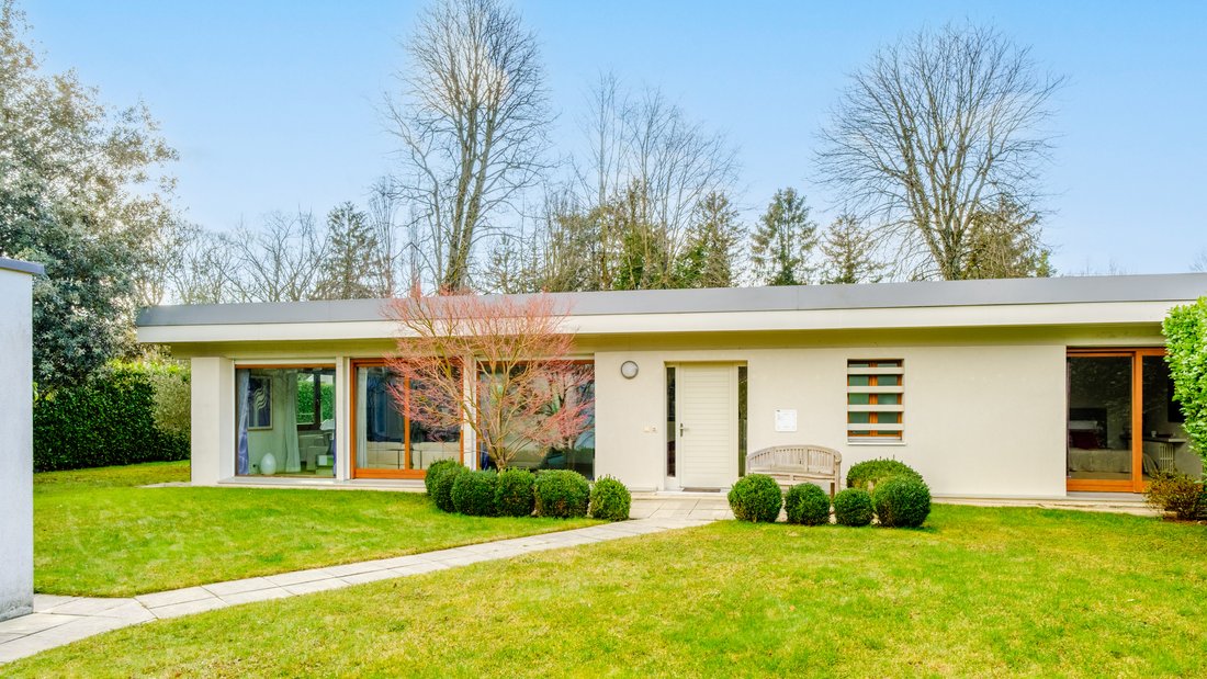 Elegant Single Level Villa Just In Collonge Bellerive, Genève ...