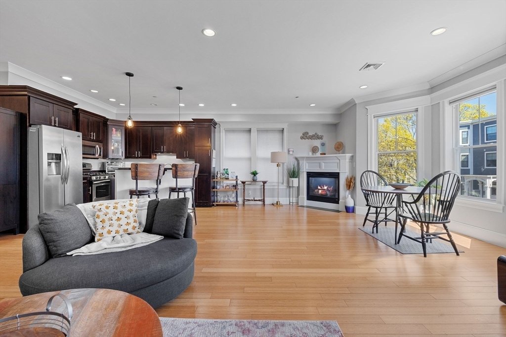 Condo Boston In Boston, Massachusetts, United States For Sale (15565587)