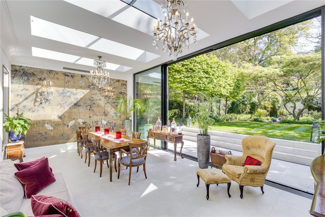 Stormont Road, Highgate, London In London, England, United Kingdom For ...