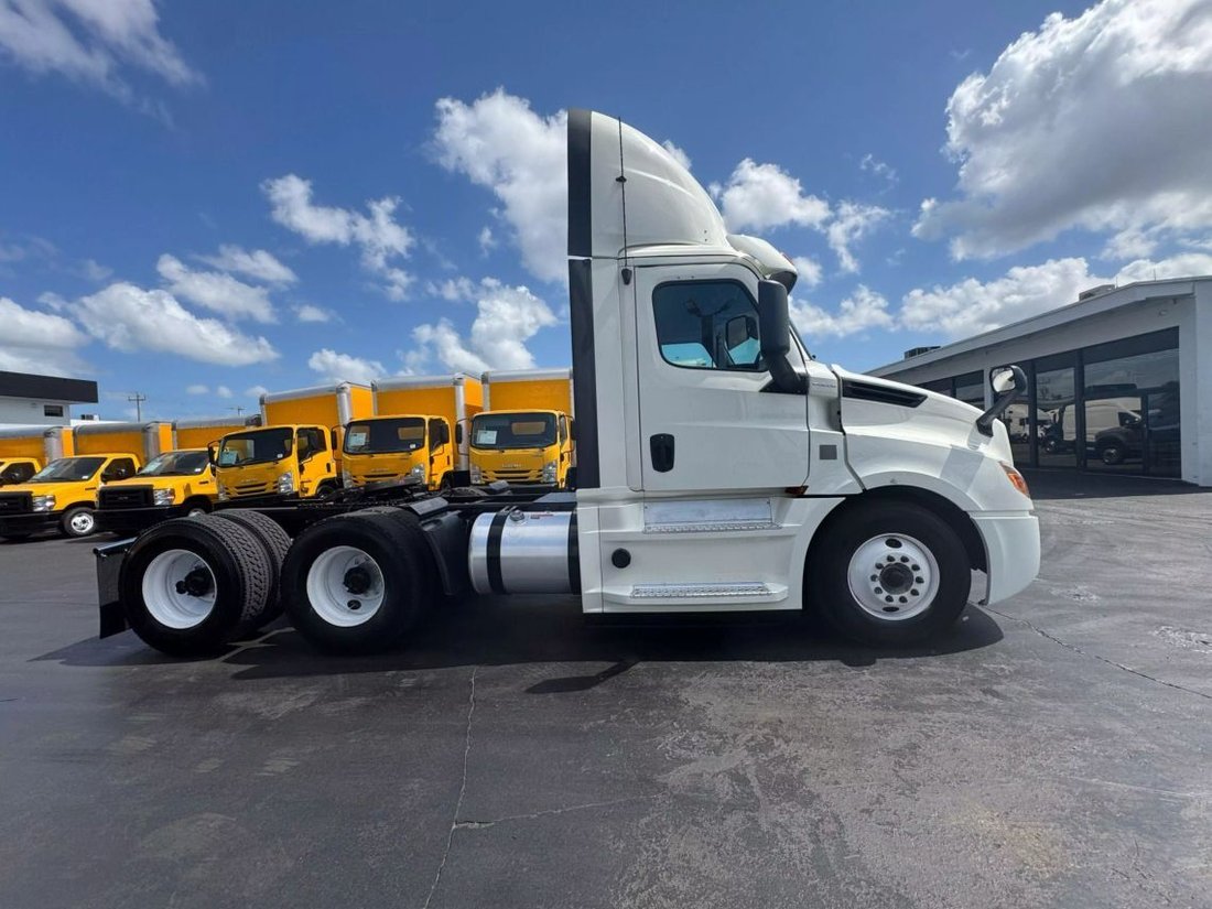 2019 Freightliner Cascadia In Miami, Fl, United States For Sale (15435390)