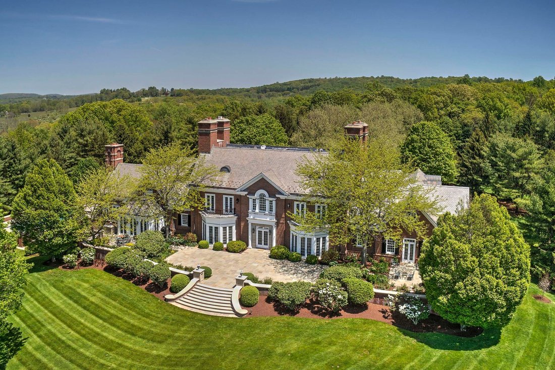 Distinguished Estate On 32 Plus In Bernardsville, New Jersey, United ...