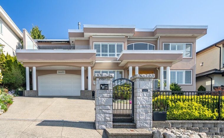 One Story White Rock Homes
