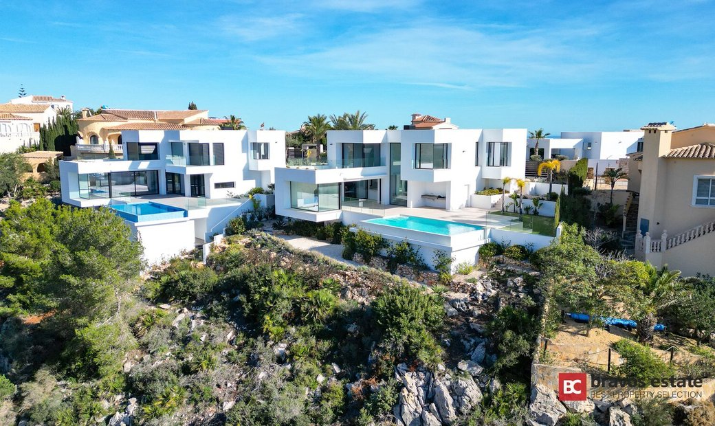 Luxury Villa With Amazing Views In El Cim Del Sol, Valencian Community ...