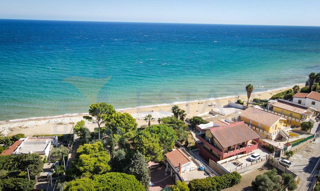 Villa Pizzo Gallina | Hsh 556 In Avola, Sicily, Italy For Sale (15584252)