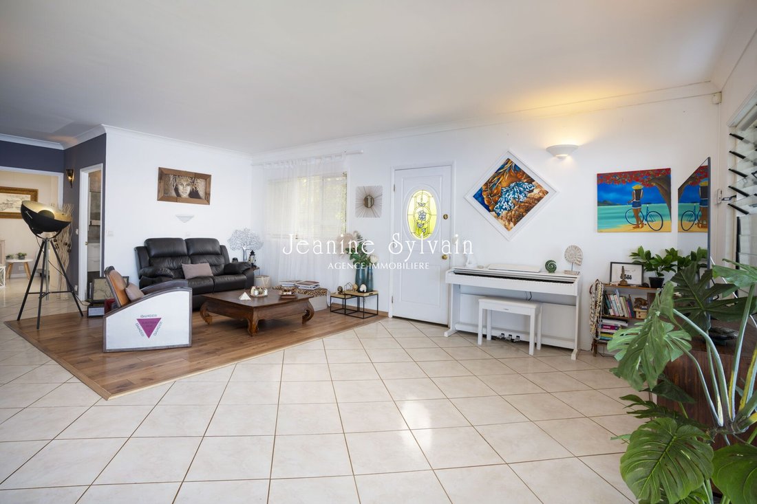 Punaauia House In Puna'auia, Windward Islands, French Polynesia For ...