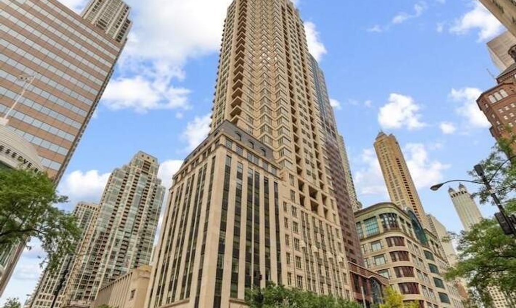 Ritz Carlton Residence Steps From Chicago's In Chicago, Illinois ...