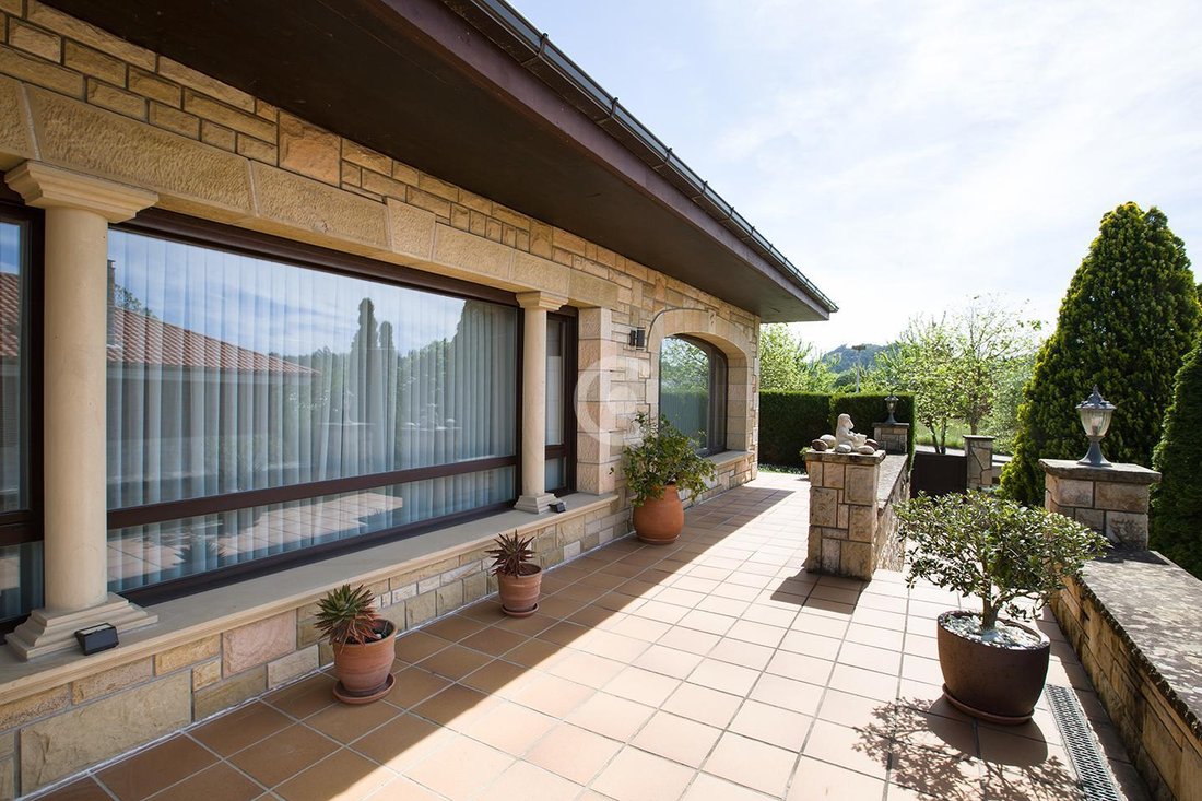 Chalet Berango Spain In Berango, Basque Country, Spain For Sale (14307852)