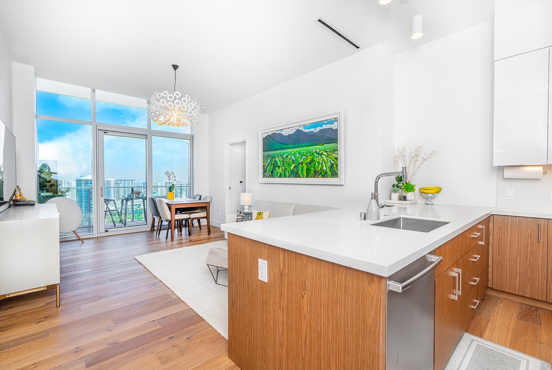 2 Bedrooms Condominium In Honolulu, Hawaii, United States For Sale ...