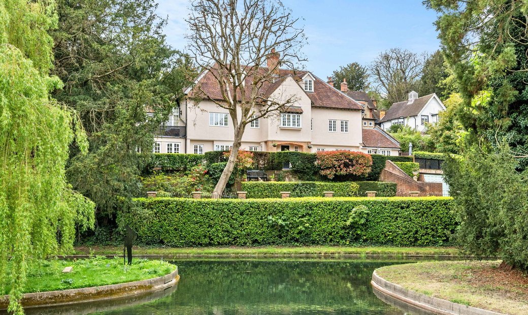 5 Bedroom Detached House For Sale In In Great Amwell, England, United ...