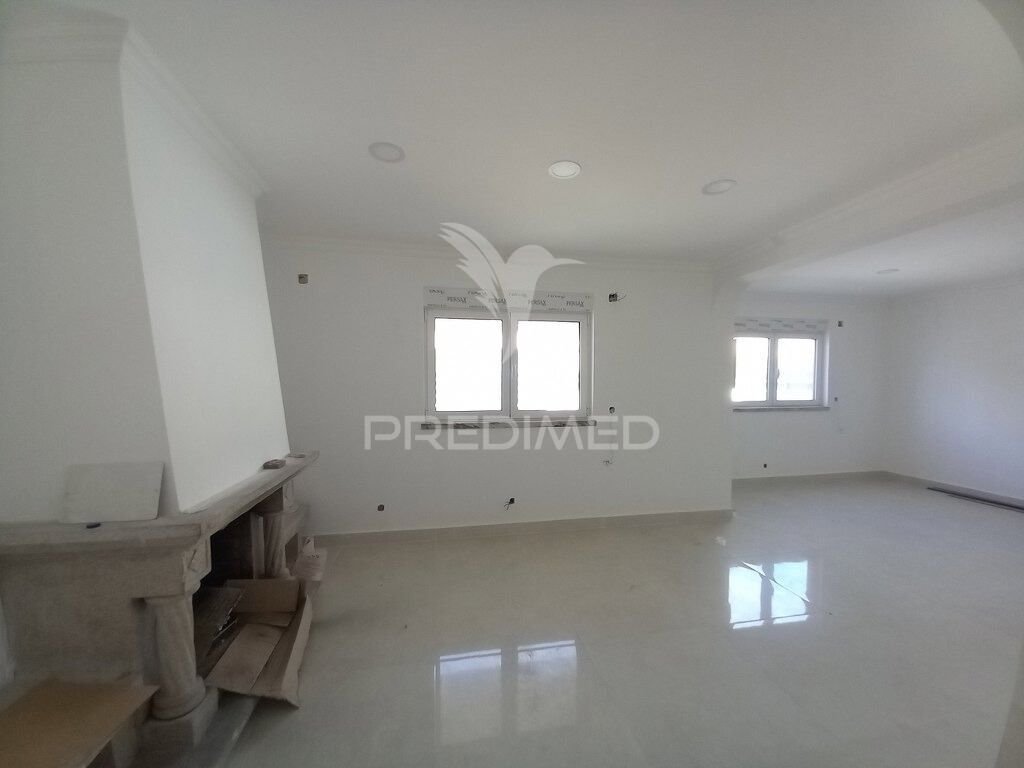 House Amora Portugal In Amora, Setubal, Portugal For Sale (15594580)