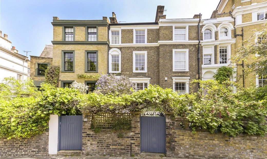 Gloucester Crescent, Primrose Hill, London In London, England, United ...
